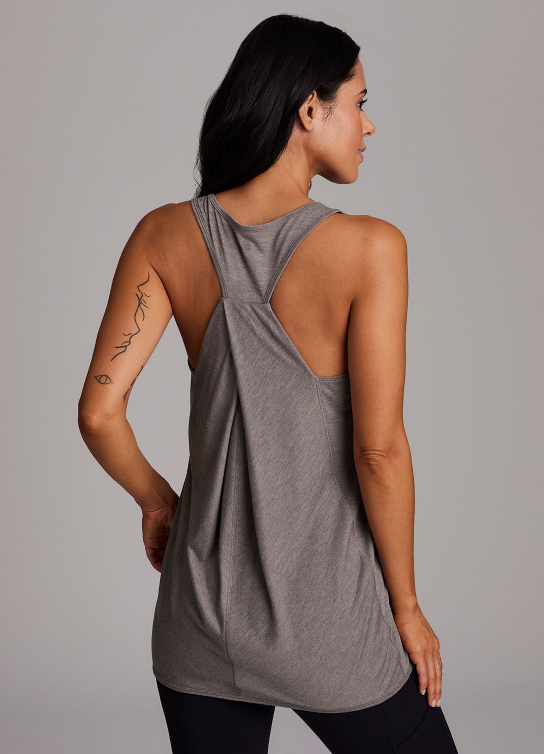 Prime Relaxed Twist Back Tank Top - RBX Active