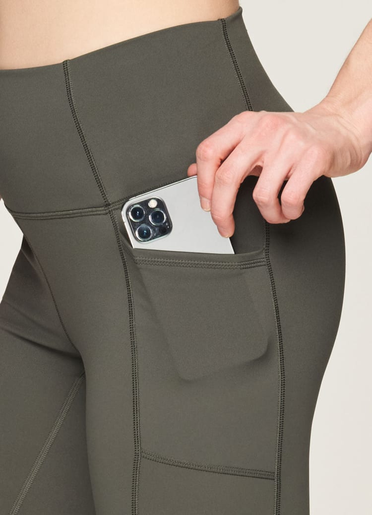 Tech Flex Ultra Hold Capri - RBX Active